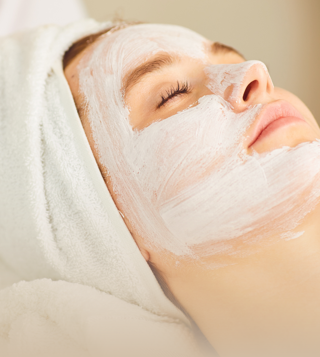 Best Dermaplaning Facial in Chicago at Skin and Beyond Spa