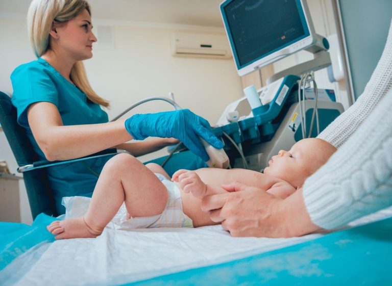 Early Signs of Heart Defects Seen in Neonatal ECHO