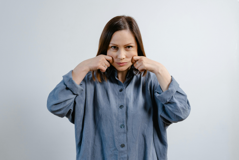 4 Common Signs of Aging and How to Treat Them