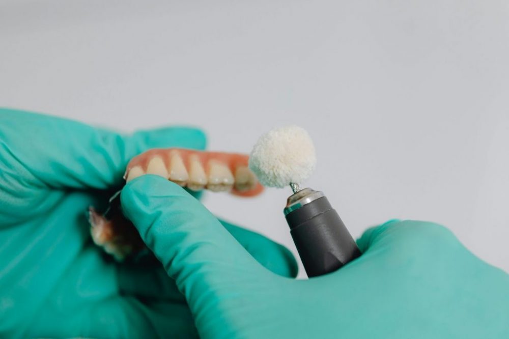Same Day Teeth Implants vs All-on-4 Explained